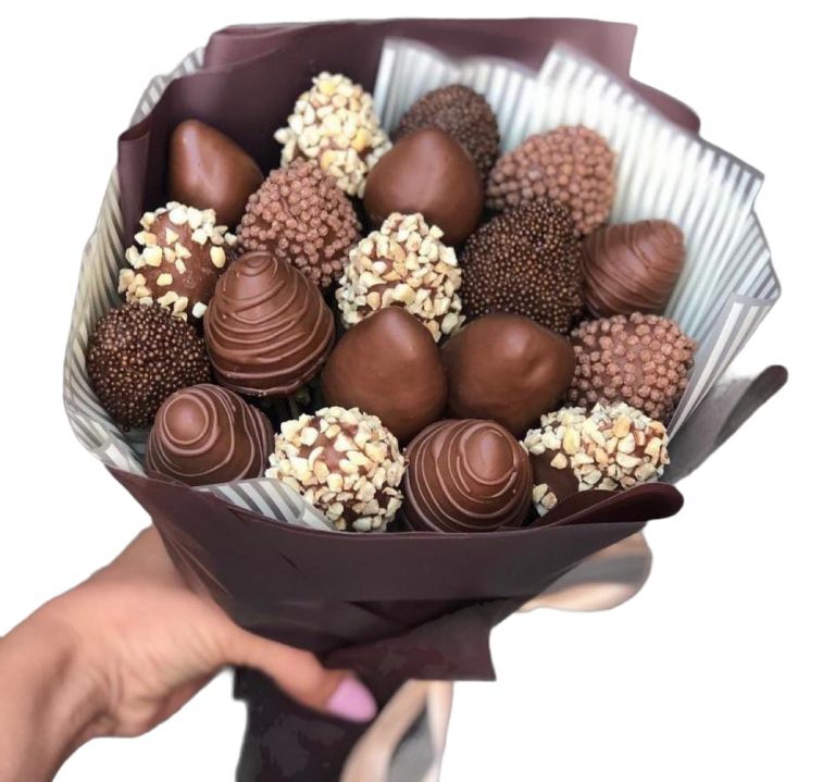 Capsuni invelite in ciocolata Nr6 - Betty Flowers